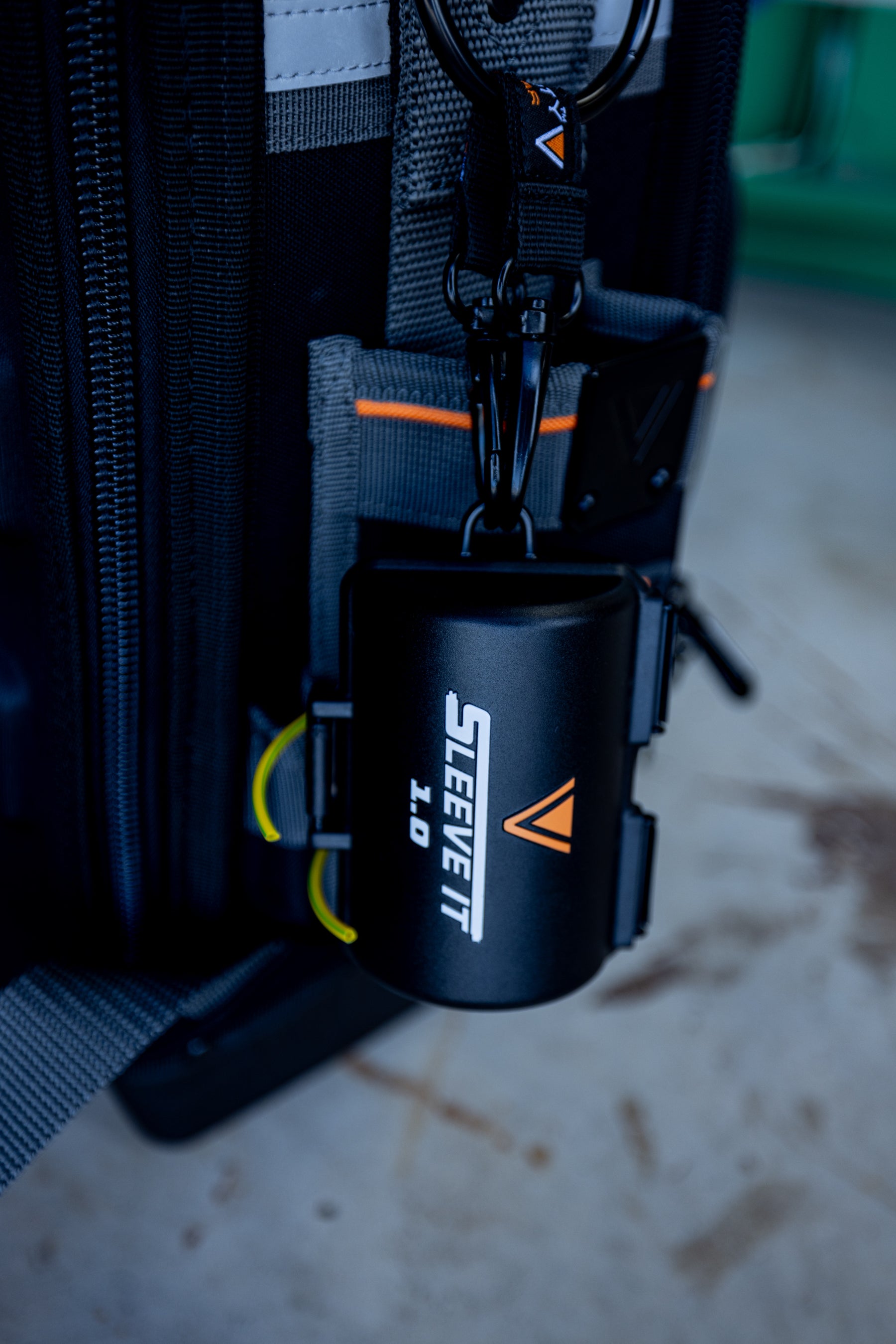 Velocity Sleeve-IT Kit | Earth Sleeving Dispenser and Refills